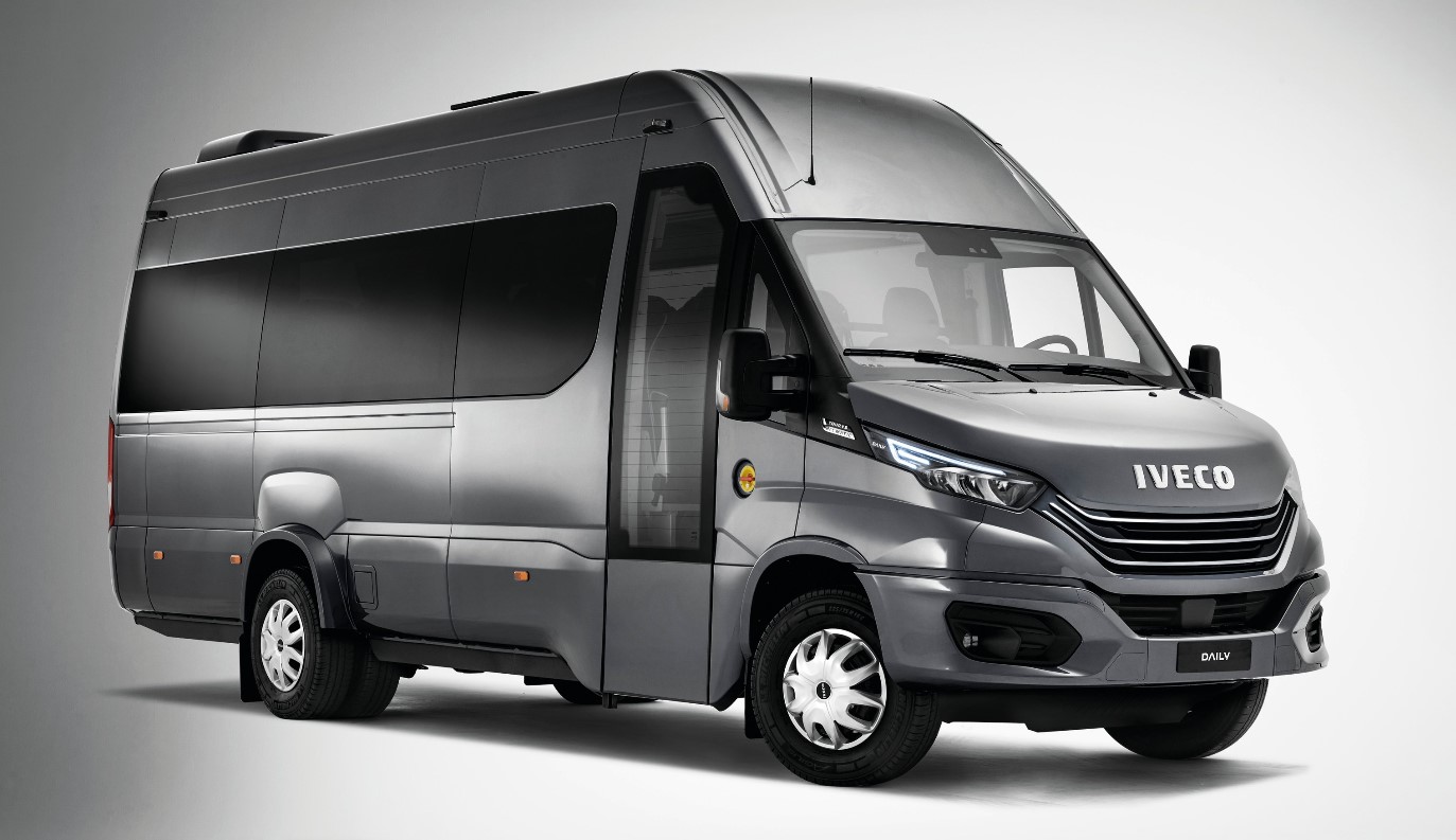 Coach Bus For Sale In Dubai, UAE - United Al Saqer