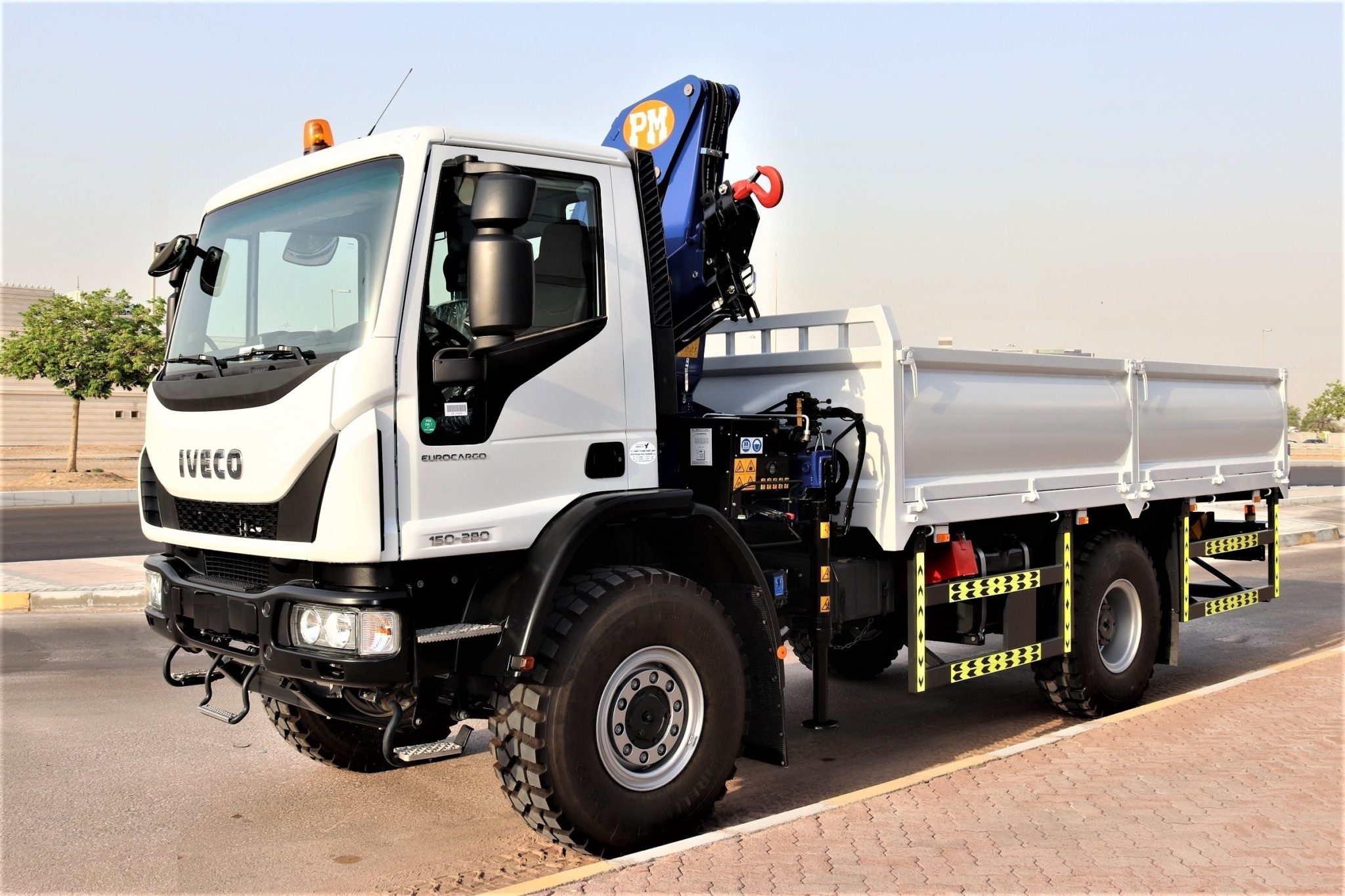 New IVECO Trucks Dealer In UAE | IVECO Commercial Vehicles